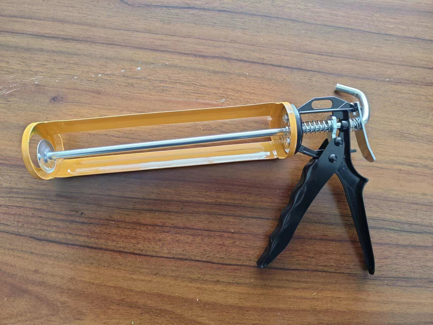 Adhesive Dispensing Tool – Woodson & Bros.